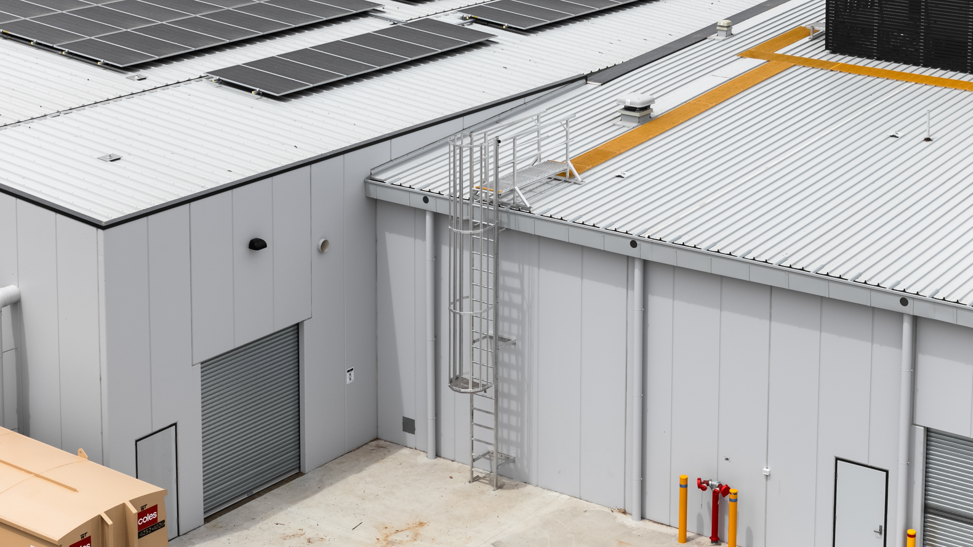 Vertical Cage Ladder with 2.4m Adjustable Access Kit - Hart